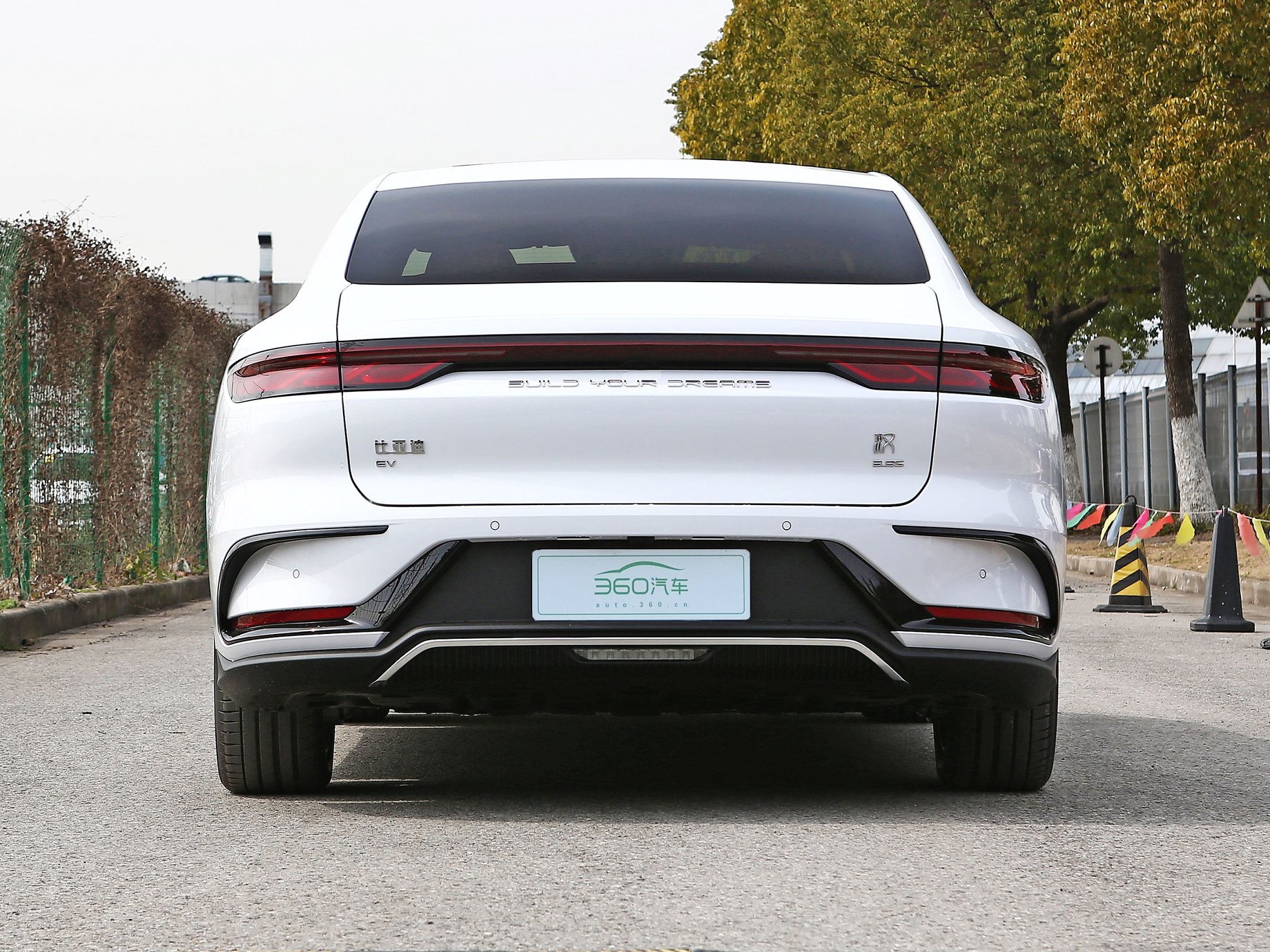 【比亚迪汉】比亚迪_比亚迪汉_比亚迪汉报价_图片_360汽车