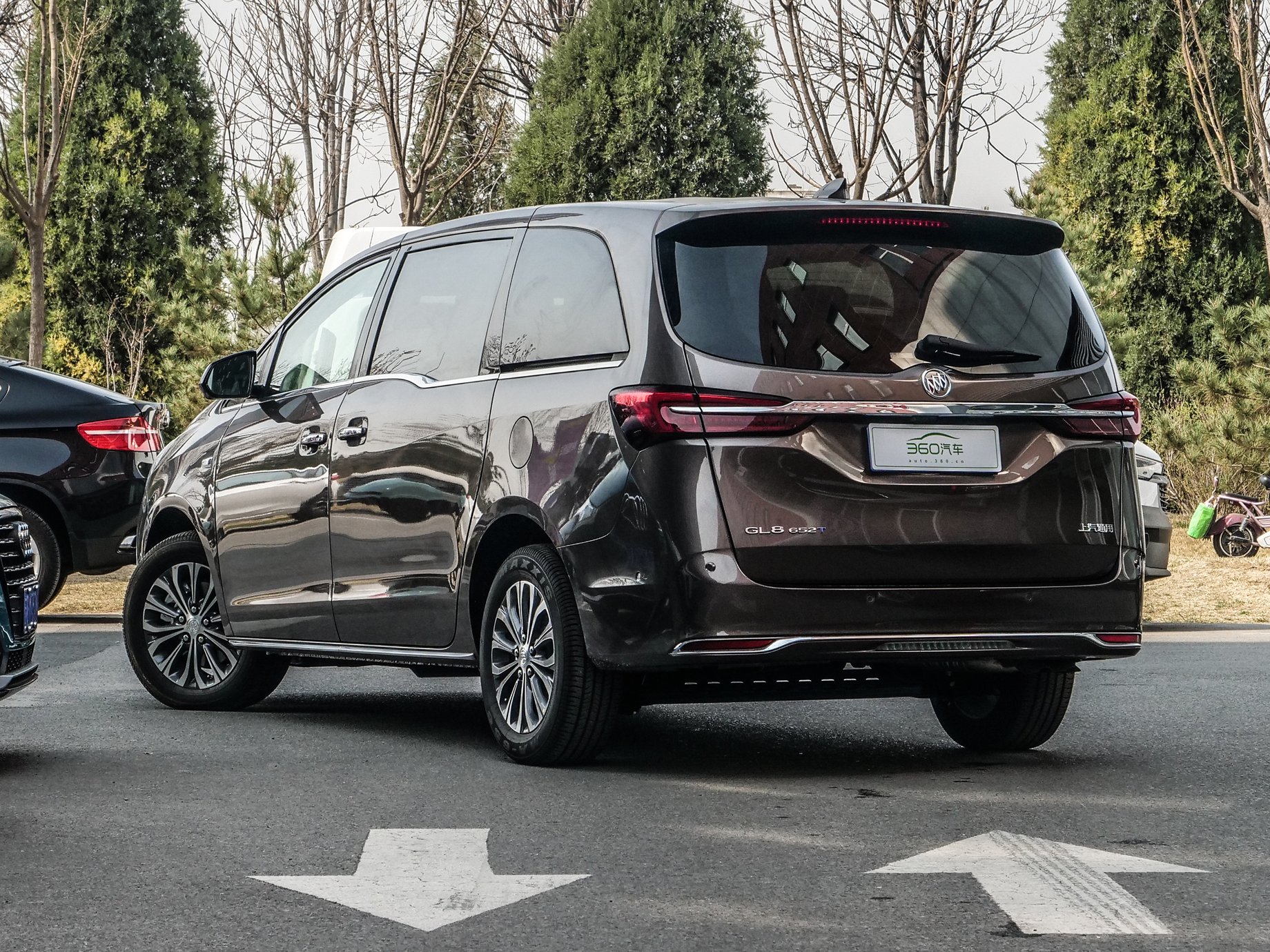 【别克GL8】上汽通用别克_别克GL8_别克GL8报价_图片_360汽车