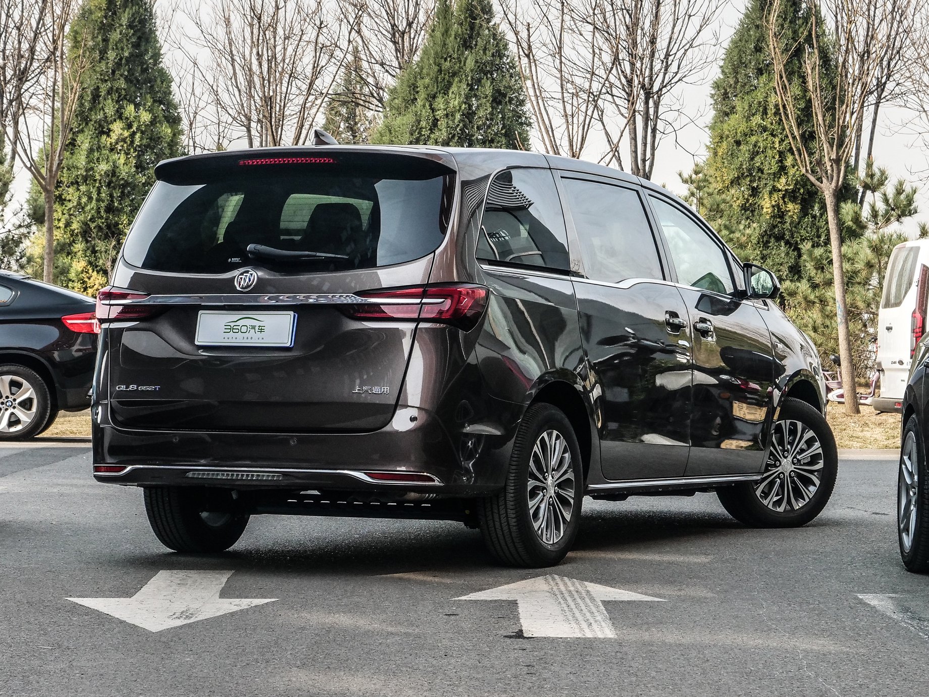 【别克GL8】上汽通用别克_别克GL8_别克GL8报价_图片_360汽车