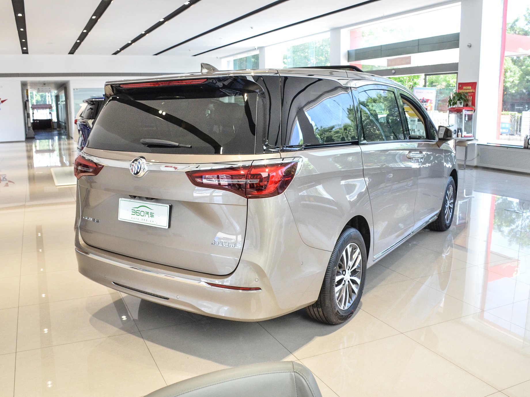 【别克GL8】上汽通用别克_别克GL8_别克GL8报价_图片_360汽车