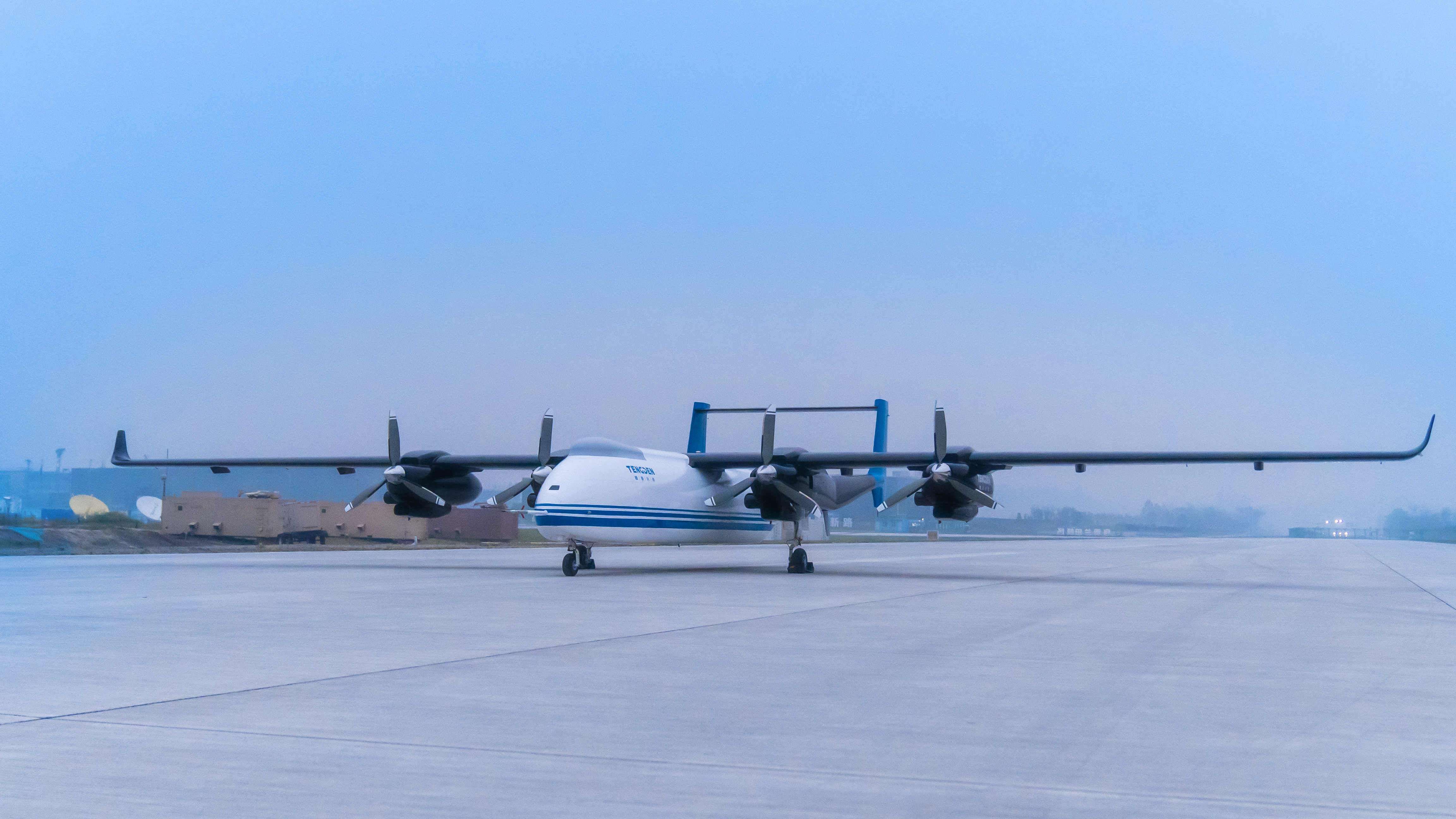 又是中国首创！全球首款大型运输无人机首飞成功，空运也可无人化_【快资讯】