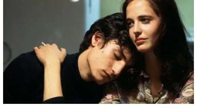 X级电影《戏梦巴黎》背后的梦想家，荧幕春光无限，观众脸红心跳_【快资讯】