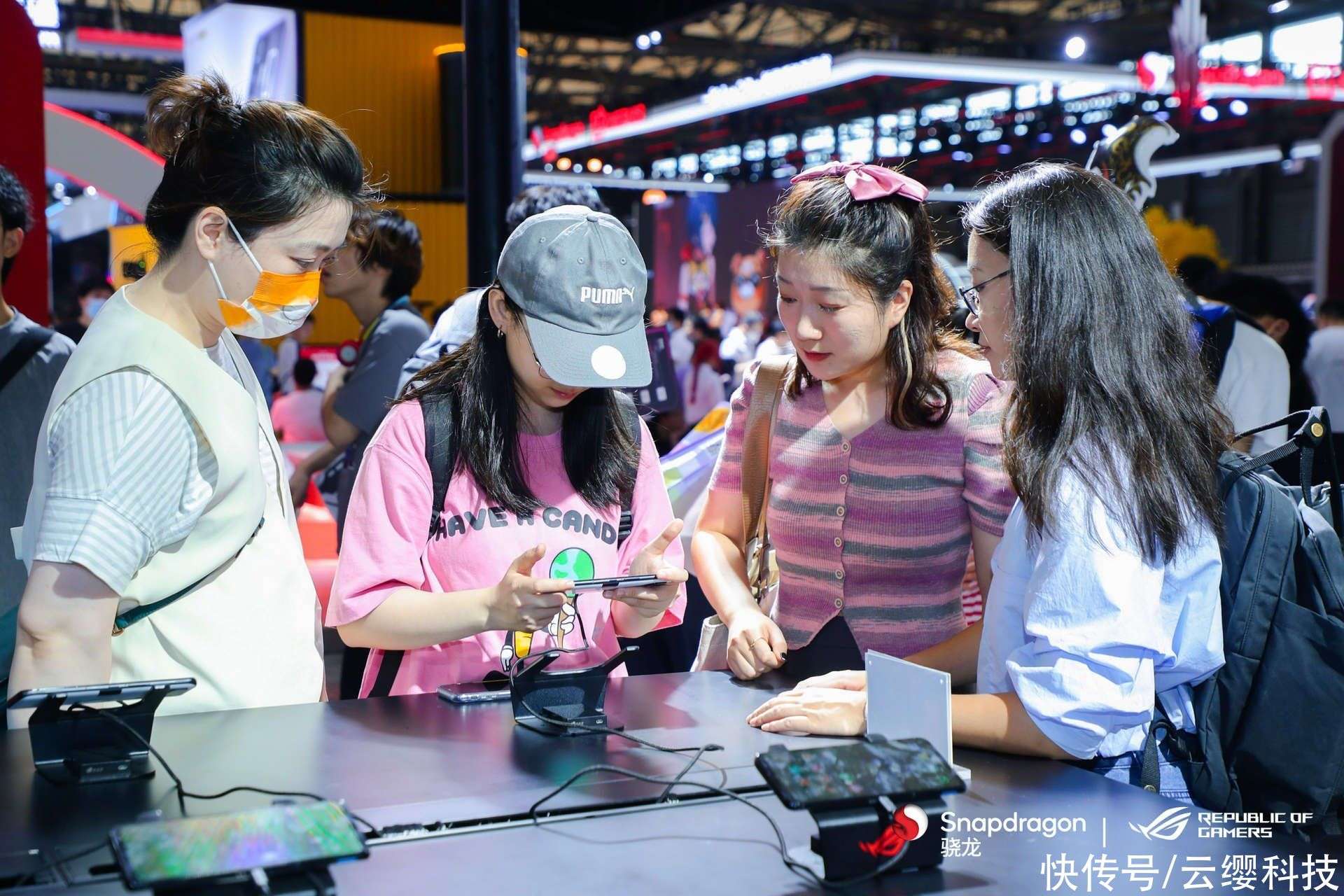 2023 Chinajoy开幕，哪家展馆最吸引你？ROG 7携手骁龙来整活_【快资讯】