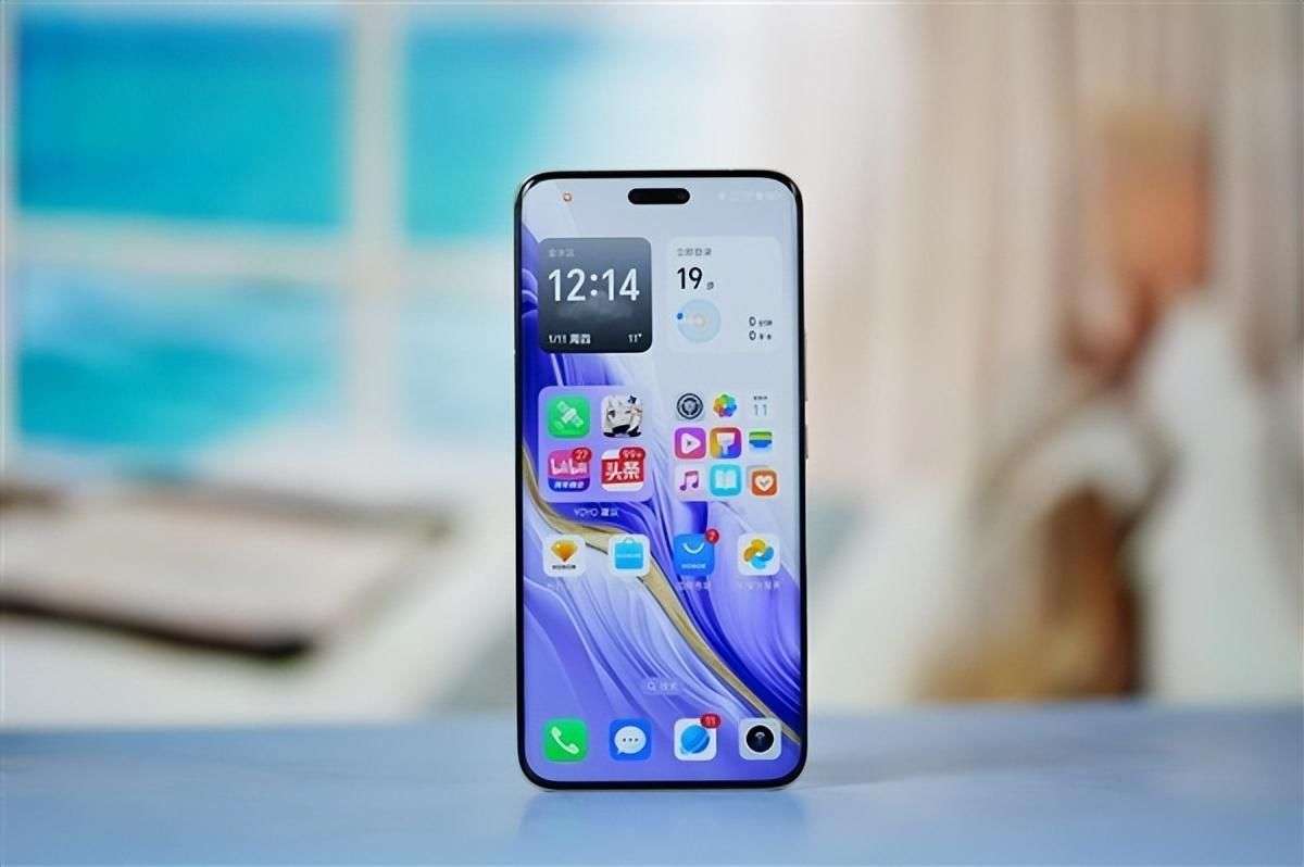 差价1300元，荣耀Magic6和荣耀Magic6Pro该如何选，看完再做决定_【快资讯】