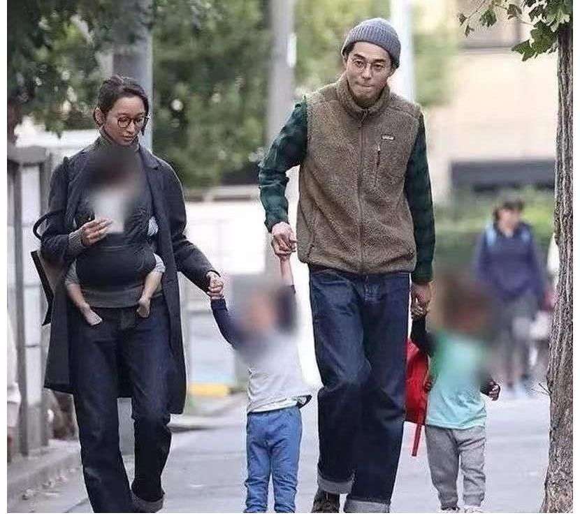 渡边杏将带三个孩子移民巴黎，不是远离渣前夫，而是为实现梦想_【快资讯】