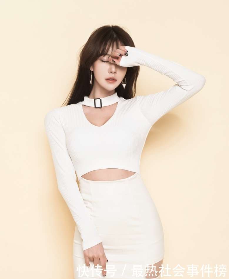 腿模lilu长腿丝袜无内白裙性感写真1_【快资讯】