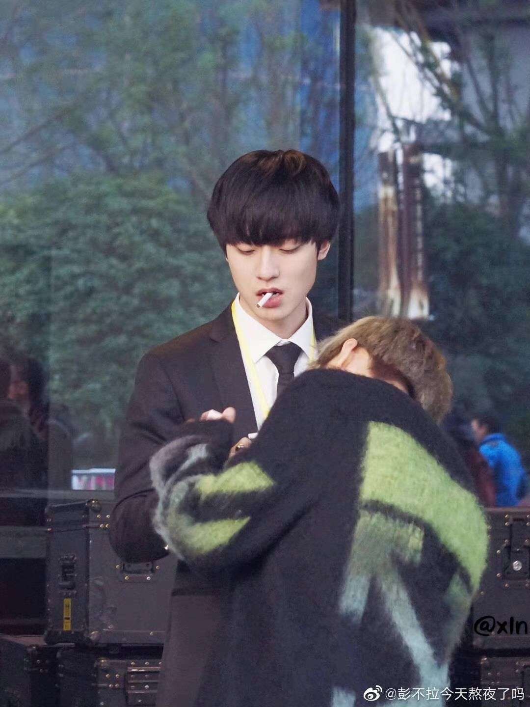 前WE/JDG下路选手Mystic更新INS story疑似暗示加盟KT？_【快资讯】