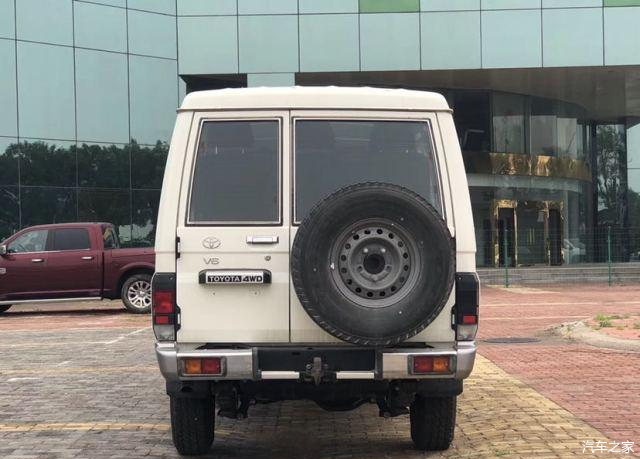 越野硬汉！19款丰田酷路泽LC78 原始风格 实拍解析_【快资讯】