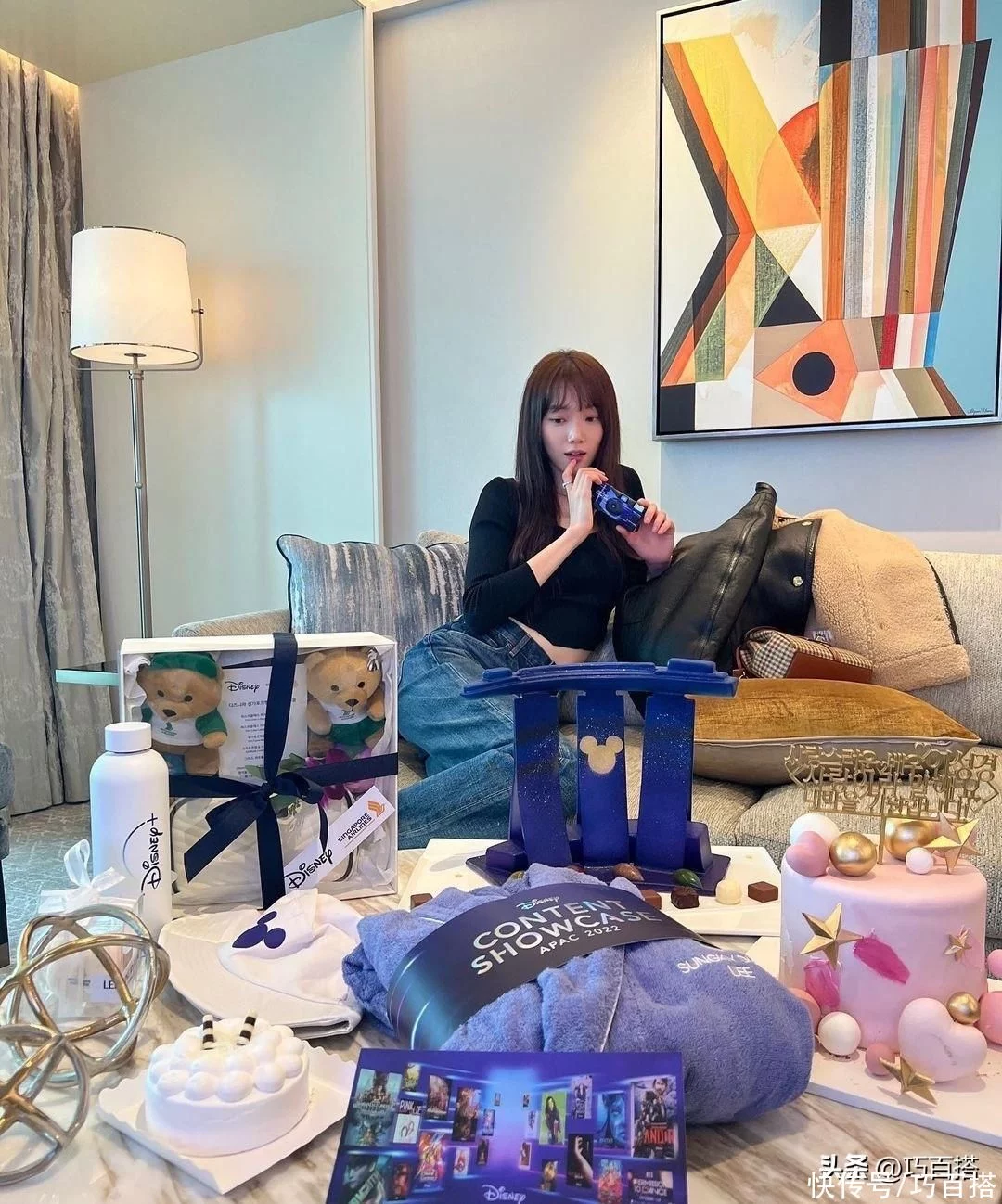 李圣经不愧是模特出身！日常私服随便一拍就是大片，镜头感超棒 -6park.com