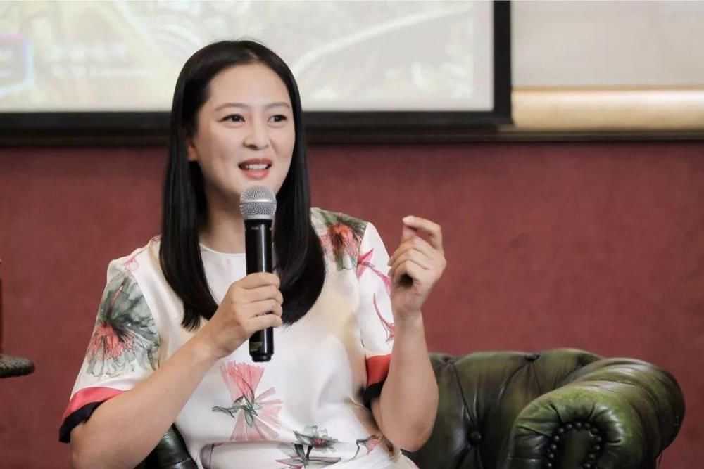 她是《非诚勿扰》情感导师,生二胎后离婚,网友:自己婚姻失败还指导别人? 360娱乐,你开心就好