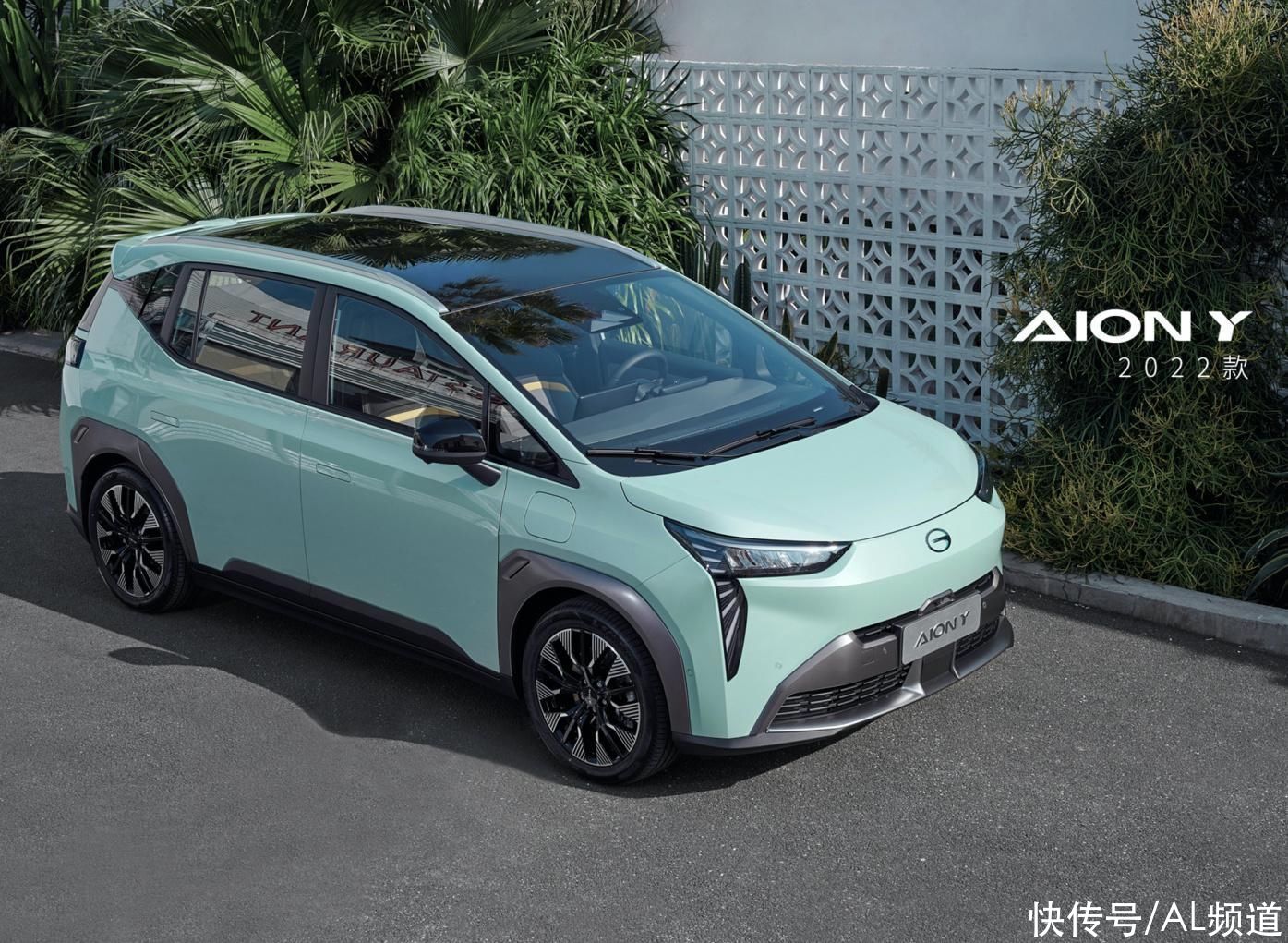 广汽埃安 AION V Plus 2022 款将于成都车展亮相，新增 7座版可选 | 乐惠车