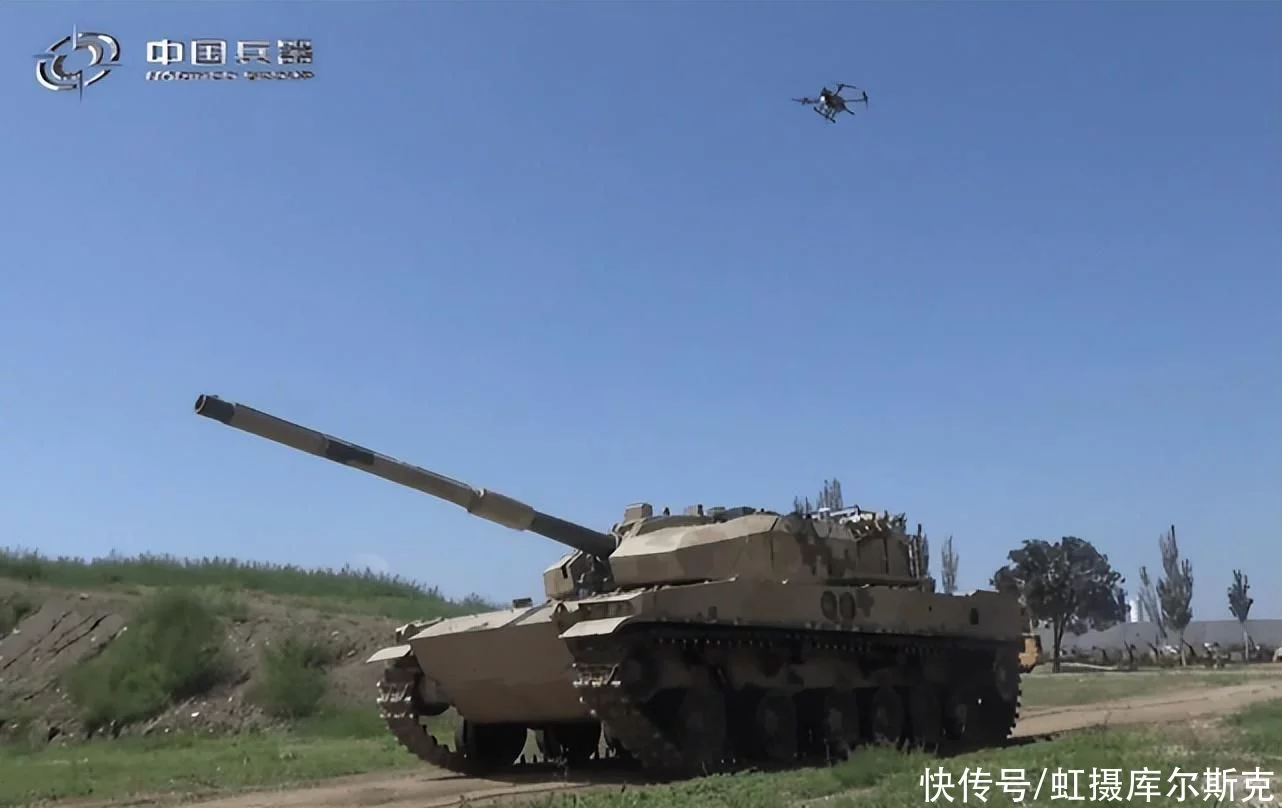 国产VT5-U无人坦克！一炮能击穿T72，还带无人机扩大视野 -6parkbbs.com