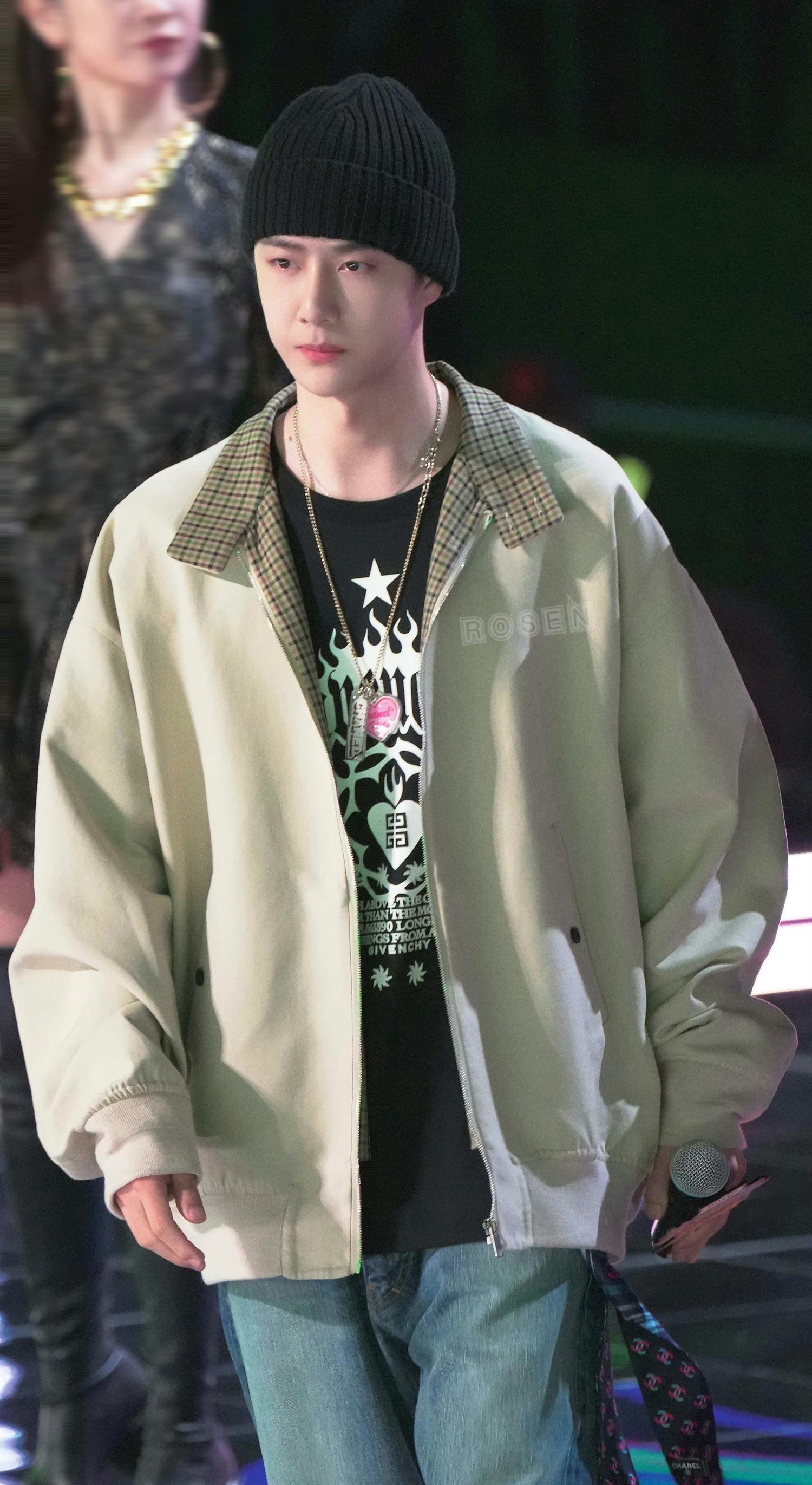 240126 王一博：街舞骄子，引领舞蹈新风尚 - 360娱乐，你开心就好