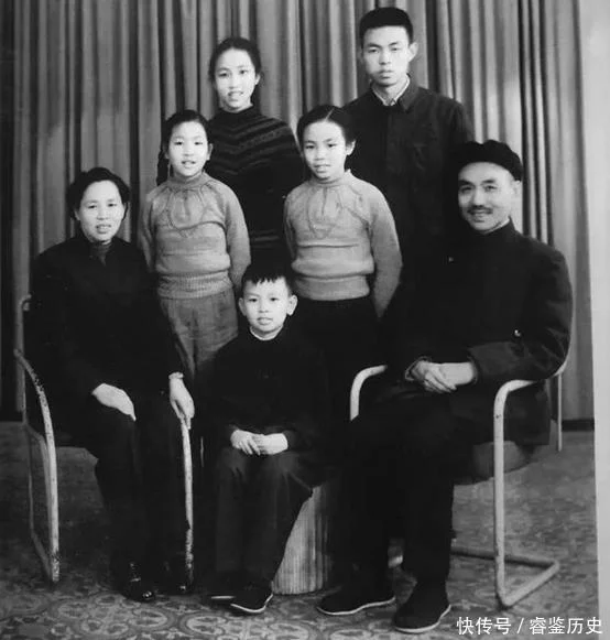 1955年一老汉被主席点名特批：享受元帅待遇，他为何能得此殊荣？ -6park.com